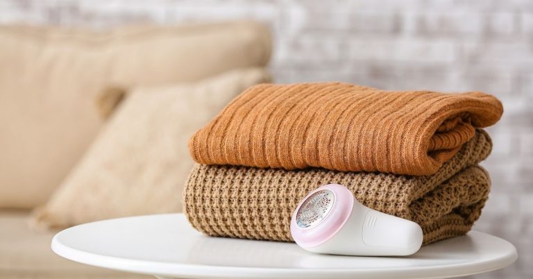 Best Debobbler for Clothes and Furniture in the UK