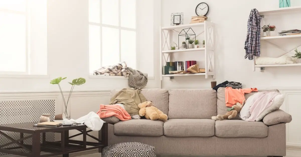 How To Keep Your House Clean and Tidy: 13 Helpful Tips